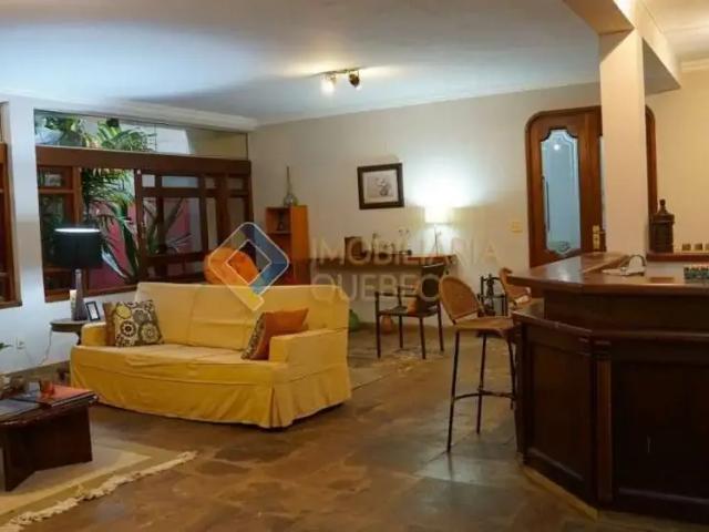 Casa / Sobrado para Venda em Ribeirão Preto/SP Alto da Boa Vista 5 Quartos