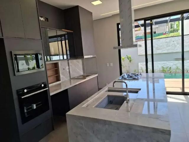 Casa / Sobrado para Venda em Ribeirão Preto/SP Bonfim Paulista 4 Quartos