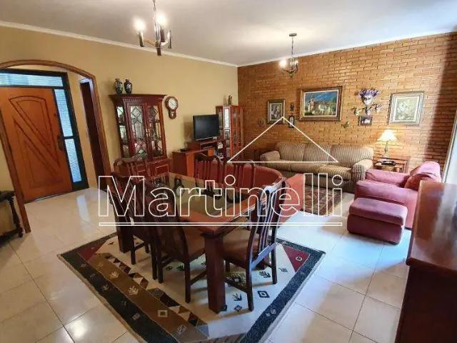 Casa / Sobrado para Venda em Ribeirão Preto/SP Centro 4 Quartos