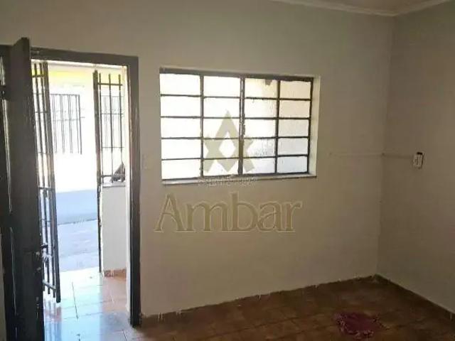 Casa / Sobrado para Venda em Ribeirão Preto/SP Centro 4 Quartos