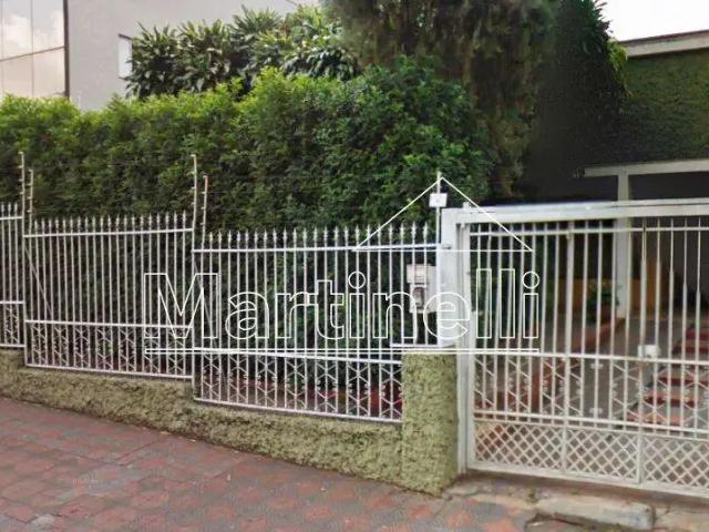 Casa / Sobrado para Venda em Ribeirão Preto/SP Centro 4 Quartos