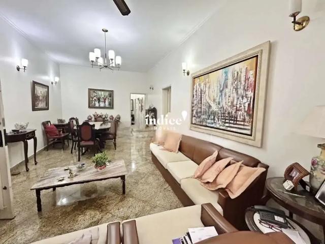 Casa / Sobrado para Venda em Ribeirão Preto/SP Centro 4 Quartos