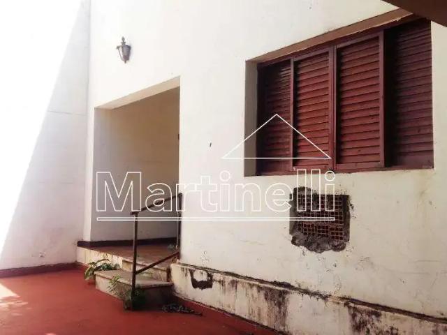 Casa / Sobrado para Venda em Ribeirão Preto/SP Centro 4 Quartos