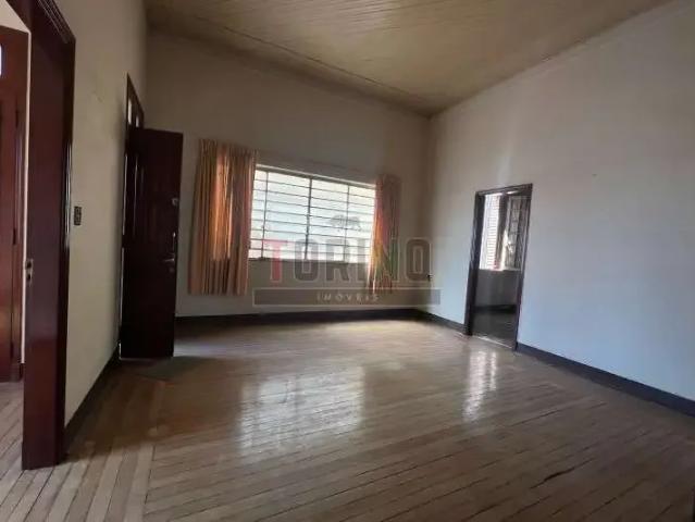 Casa / Sobrado para Venda em Ribeirão Preto/SP Centro 4 Quartos