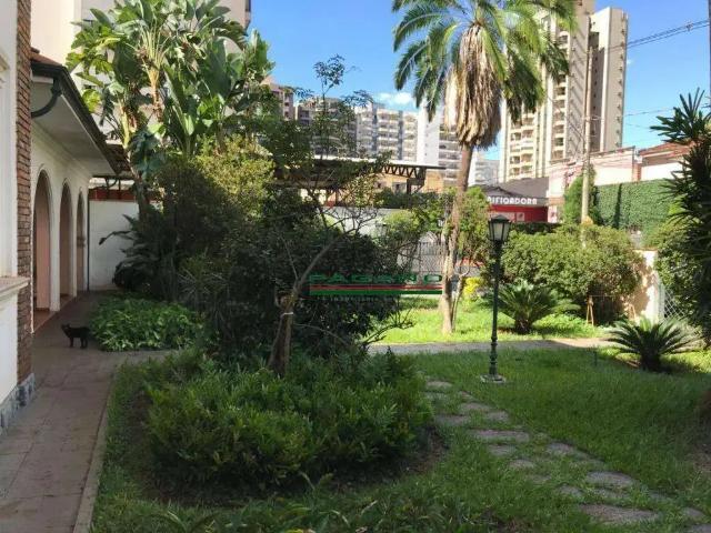 Casa / Sobrado para Venda em Ribeirão Preto/SP Centro 4 Quartos