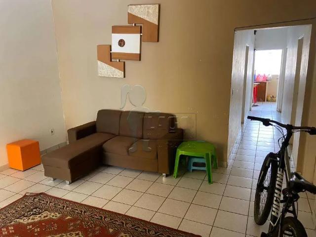 Casa / Sobrado para Venda em Ribeirão Preto/SP Centro 5 Quartos