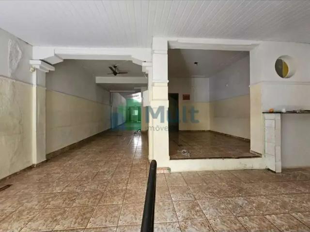 Casa / Sobrado para Venda em Ribeirão Preto/SP Centro 3 Quartos