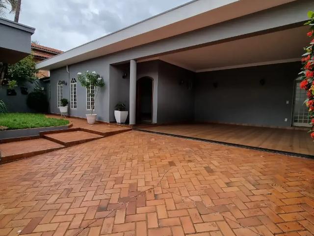Casa / Sobrado para Venda em Ribeirão Preto/SP City Ribeirão 3 Quartos
