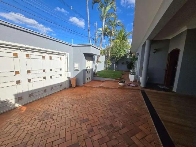 Casa / Sobrado para Venda em Ribeirão Preto/SP City Ribeirão 4 Quartos