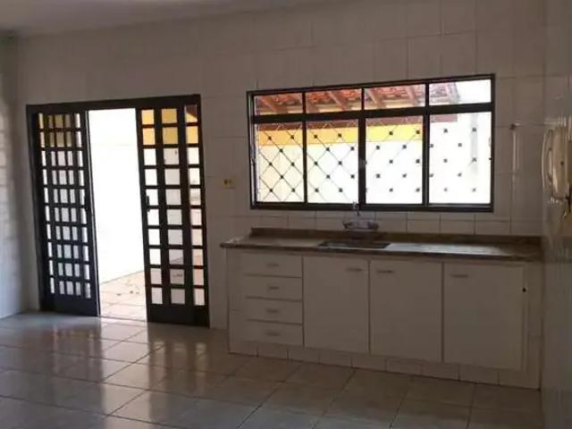 Casa / Sobrado para Venda em Ribeirão Preto/SP Dom Bernardo José Mielle 2 Quartos