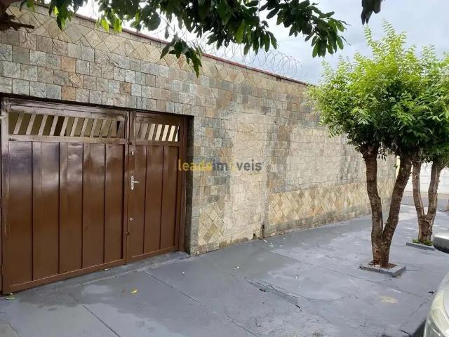 Casa / Sobrado para Venda em Ribeirão Preto/SP Ipiranga 3 Quartos