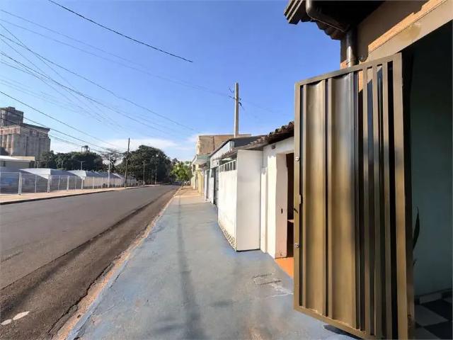 Casa / Sobrado para Venda em Ribeirão Preto/SP Ipiranga 4 Quartos