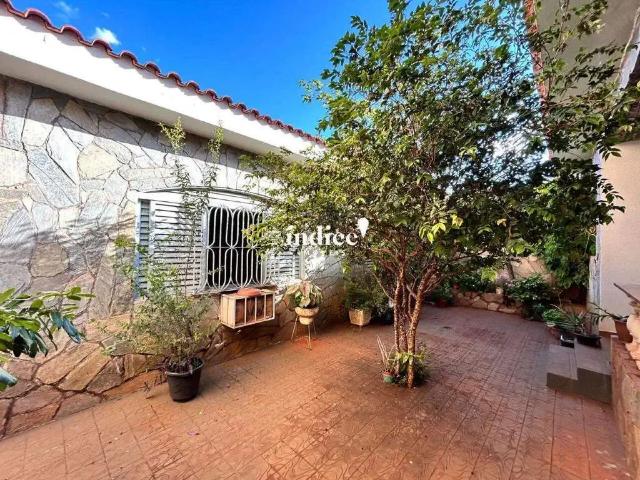 Casa / Sobrado para Venda em Ribeirão Preto/SP Jardim Anhangüera 4 Quartos