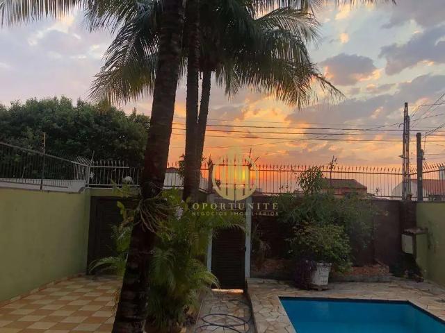 Casa / Sobrado para Venda em Ribeirão Preto/SP Jardim Califórnia 4 Quartos