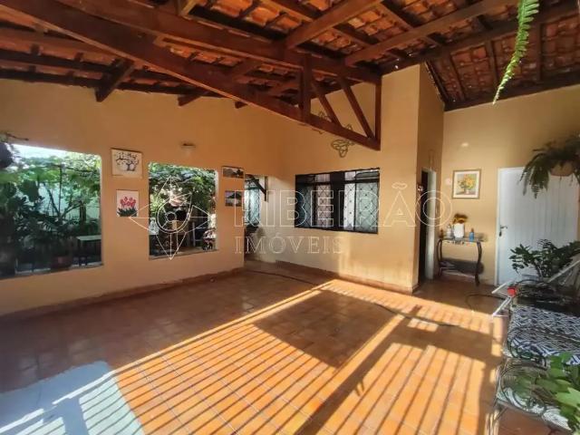 Casa / Sobrado para Venda em Ribeirão Preto/SP Jardim Castelo Branco 3 Quartos