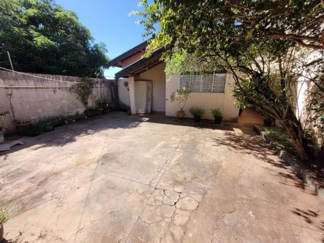 Casa / Sobrado para Venda em Ribeirão Preto/SP Jardim Castelo Branco 3 Quartos