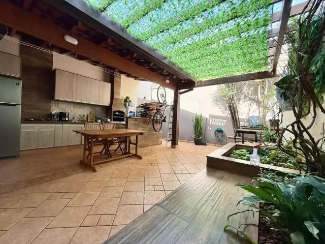 Casa / Sobrado para Venda em Ribeirão Preto/SP Jardim Castelo Branco 3 Quartos