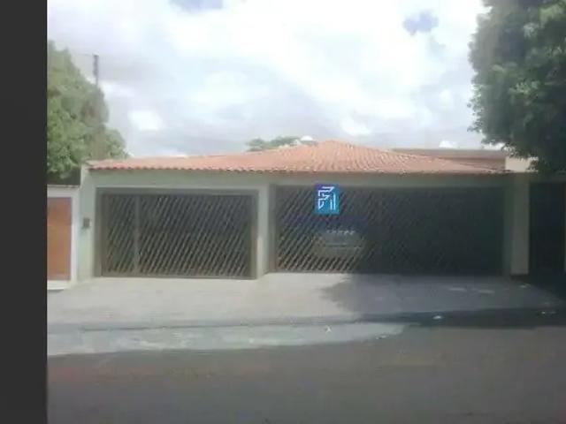 Casa / Sobrado para Venda em Ribeirão Preto/SP Jardim Irajá 4 Quartos