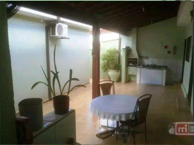 Casa / Sobrado para Venda em Ribeirão Preto/SP Jardim Irajá 4 Quartos