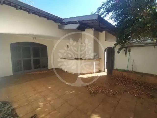 Casa / Sobrado para Venda em Ribeirão Preto/SP Jardim Irajá 4 Quartos