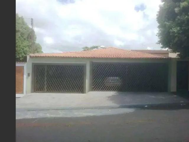 Casa / Sobrado para Venda em Ribeirão Preto/SP Jardim Irajá 4 Quartos