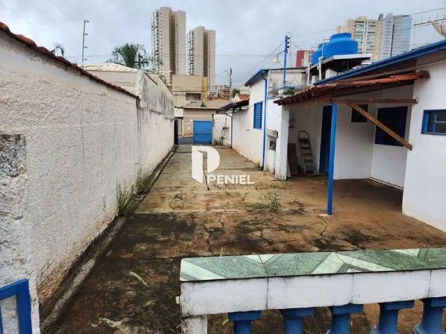 Casa / Sobrado para Venda em Ribeirão Preto/SP Jardim Irajá 6 Quartos