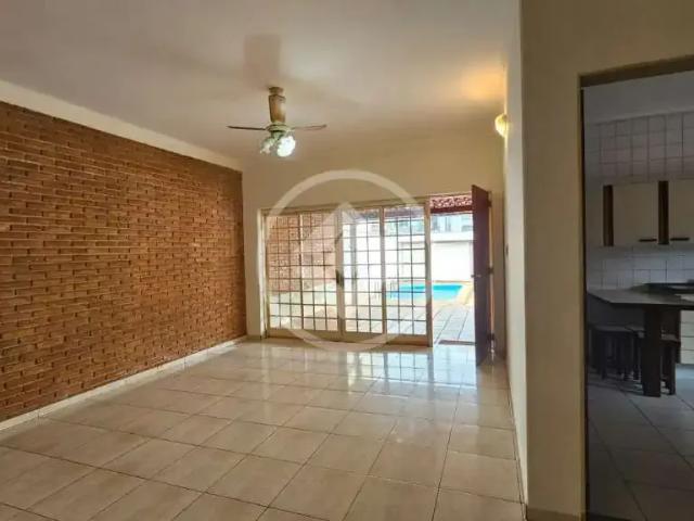 Casa / Sobrado para Venda em Ribeirão Preto/SP Jardim Irajá 3 Quartos