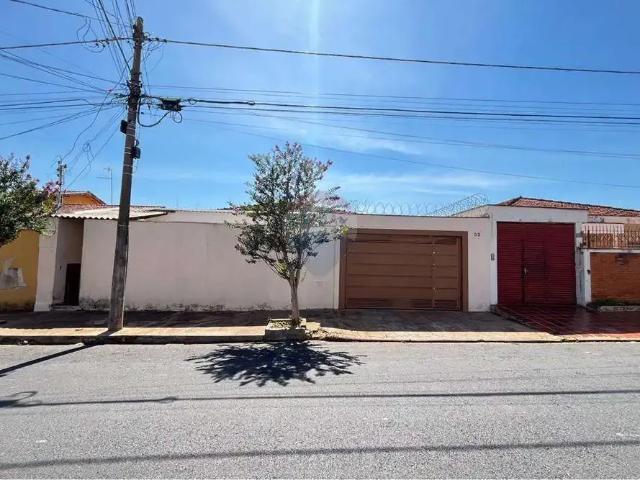 Casa / Sobrado para Venda em Ribeirão Preto/SP Jardim Irajá 3 Quartos
