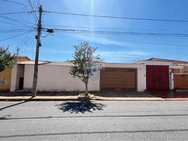 Casa / Sobrado para Venda em Ribeirão Preto/SP Jardim Irajá 3 Quartos