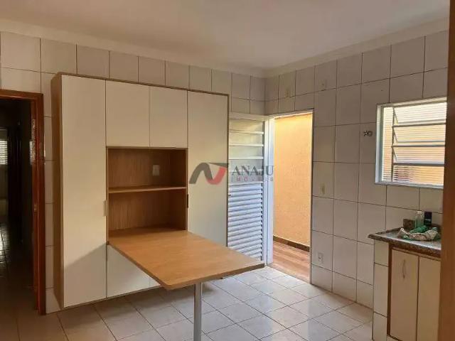 Casa / Sobrado para Venda em Ribeirão Preto/SP Jardim Irajá 3 Quartos
