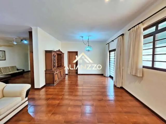 Casa / Sobrado para Venda em Ribeirão Preto/SP Jardim Irajá 3 Quartos