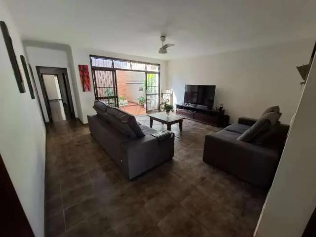 Casa / Sobrado para Venda em Ribeirão Preto/SP Jardim Mosteiro 3 Quartos