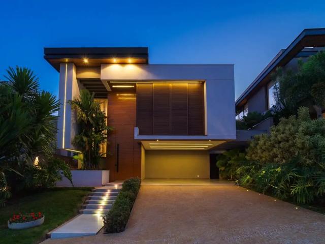 Casa / Sobrado para Venda em Ribeirão Preto/SP Jardim Olhos d'Água 4 Quartos