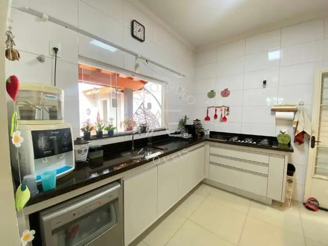 Casa / Sobrado para Venda em Ribeirão Preto/SP Jardim Ouro Branco 3 Quartos