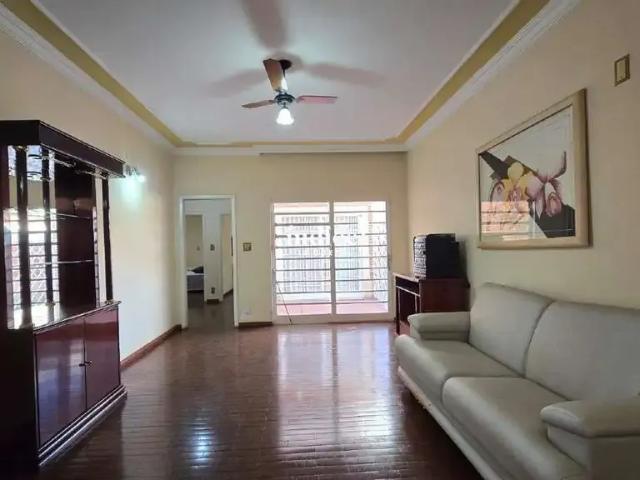 Casa / Sobrado para Venda em Ribeirão Preto/SP Jardim Paulista 4 Quartos