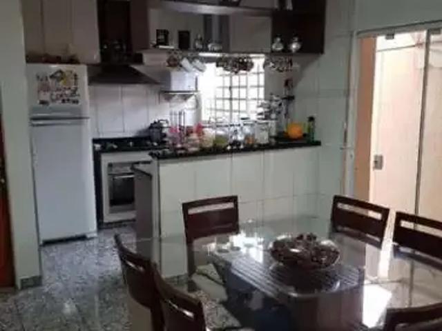 Casa / Sobrado para Venda em Ribeirão Preto/SP Jardim Piratininga 4 Quartos