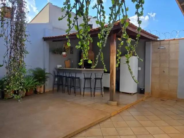 Casa / Sobrado para Venda em Ribeirão Preto/SP Jardim Roberto Benedetti 3 Quartos