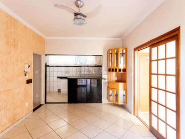 Casa / Sobrado para Venda em Ribeirão Preto/SP Jardim São Luiz 5 Quartos