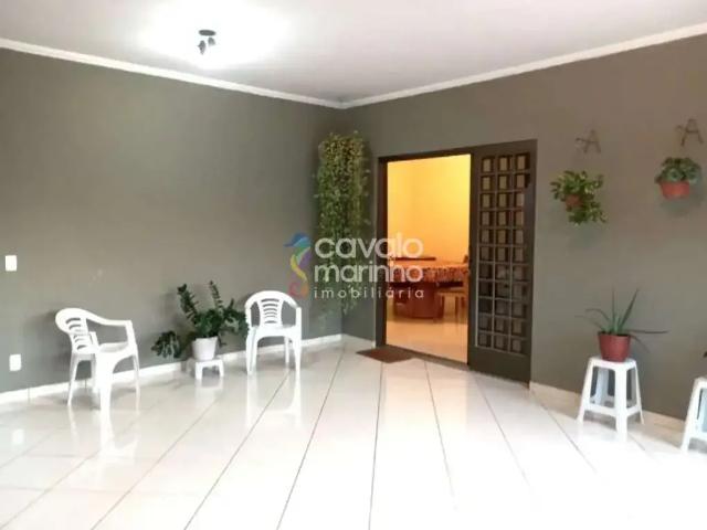 Casa / Sobrado para Venda em Ribeirão Preto/SP Jardim San Leandro 3 Quartos