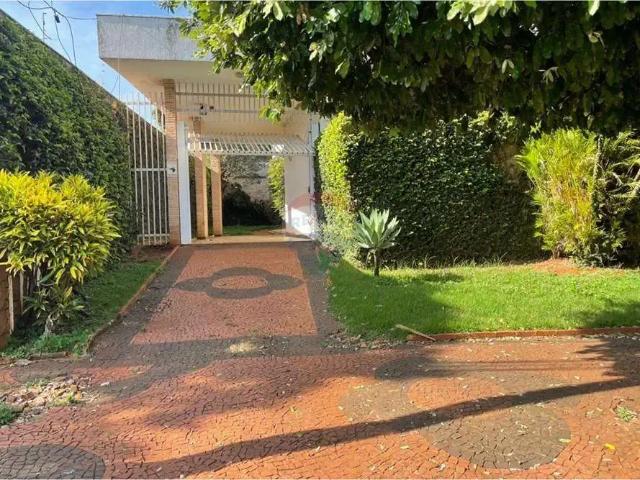 Casa / Sobrado para Venda em Ribeirão Preto/SP Jardim Sumaré 3 Quartos