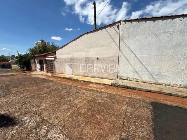 Casa / Sobrado para Venda em Ribeirão Preto/SP Jardim Sumaré 4 Quartos