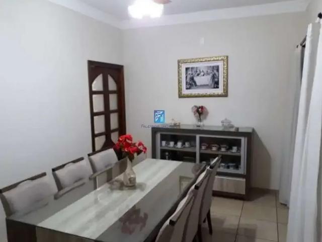 Casa / Sobrado para Venda em Ribeirão Preto/SP Parque Residencial Cândido Portinari 3 Quartos
