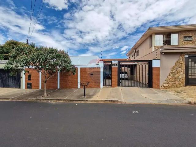 Casa / Sobrado para Venda em Ribeirão Preto/SP Parque Residencial Lagoinha 4 Quartos