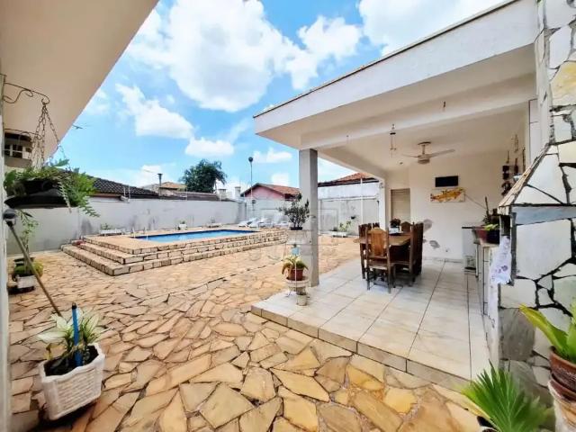 Casa / Sobrado para Venda em Ribeirão Preto/SP Parque Residencial Lagoinha 4 Quartos