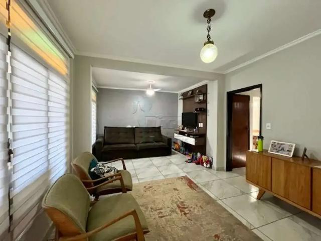 Casa / Sobrado para Venda em Ribeirão Preto/SP Presidente Médici 4 Quartos