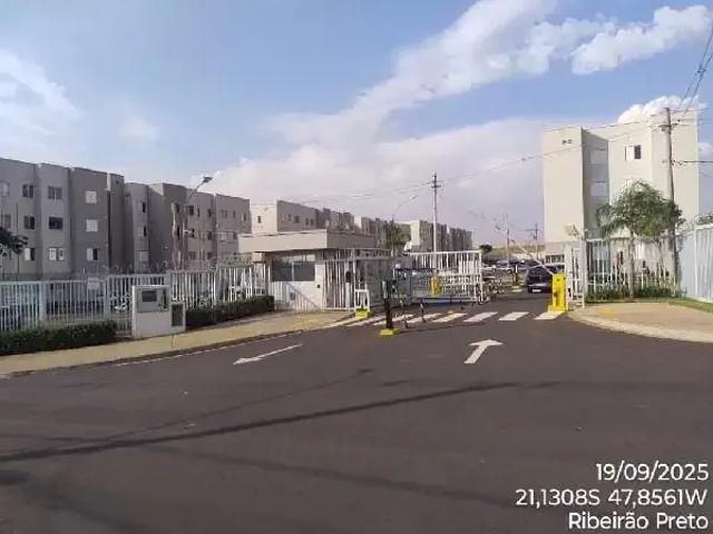 Casa / Sobrado para Venda em Ribeirão Preto/SP Reserva Macaúba 2 Quartos