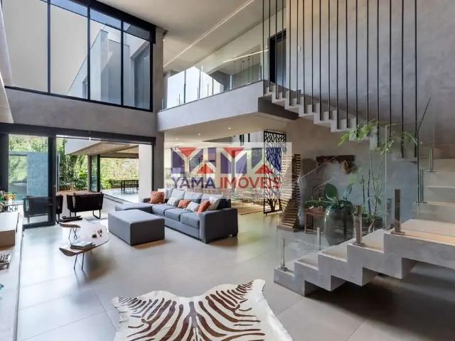 Casa / Sobrado para Venda em Ribeirão Preto/SP Residencial e Empresarial Alphaville 4 Quartos