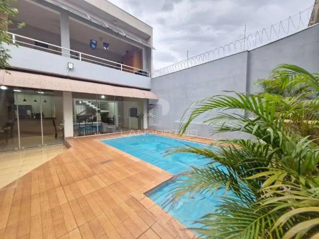 Casa / Sobrado para Venda em Ribeirão Preto/SP Sumarezinho 3 Quartos