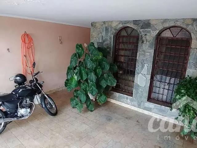 Casa / Sobrado para Venda em Ribeirão Preto/SP Sumarezinho 3 Quartos