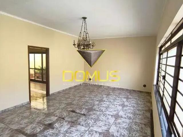 Casa / Sobrado para Venda em Ribeirão Preto/SP Sumarezinho 4 Quartos
